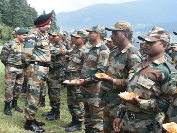 J-K: Northern Army Commander visits Doda, Kishtwar to review ...