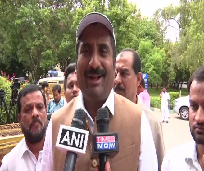 Karnataka: Youth Empowerment and Sports Minister Rahim Khan resigns ...