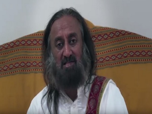 Vishwesha Teertha Swami selflessly served society, inspired rich-poor ...