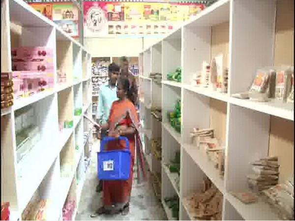 People throng Kishan ration shop to buy goods at subsidised rates