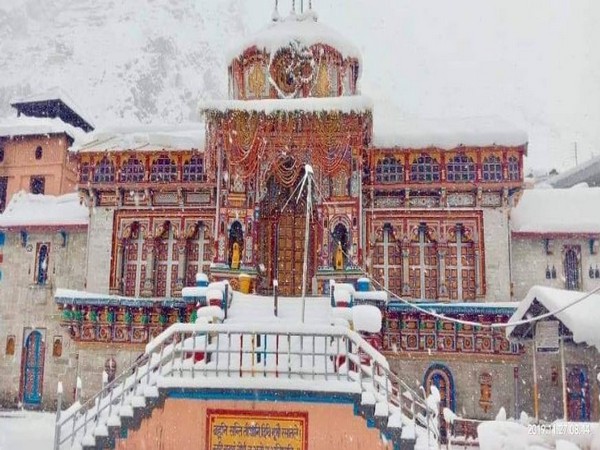 Uttarakhand: Badrinath shrine wears thick blanket of snow