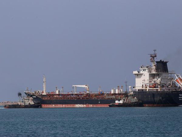 At least 6 dead, 1 missing after ship sinks in Brazil