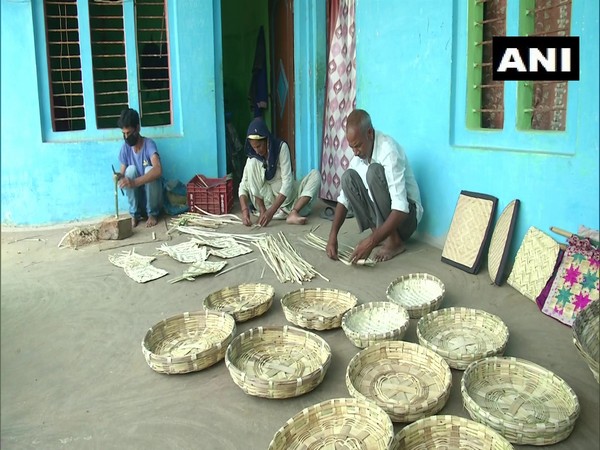 Pandemic leaves bamboo artists in J-K's Samba in dire straits