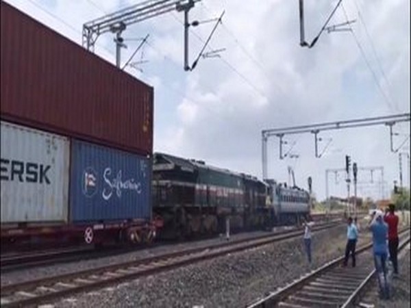 Railways sets world benchmark by running 1st Double Stack Container ...