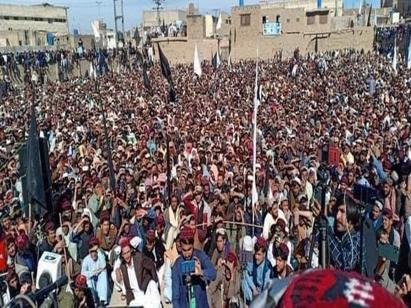 Thousands attend PTM rally in Chaman demanding end to Afghan war ...