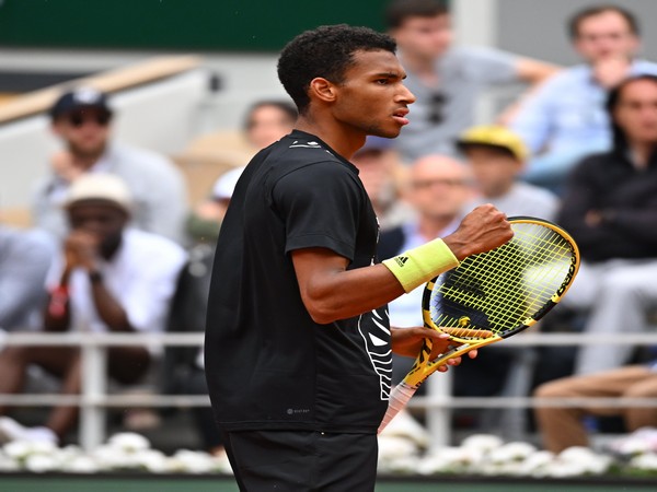 French Open: Felix Auger Aliassime downs Varillas to advance into R2