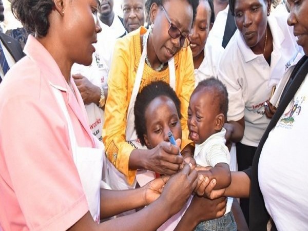 Uganda receives 12.9 mln polio vaccine doses from UNICEF for 2nd round ...