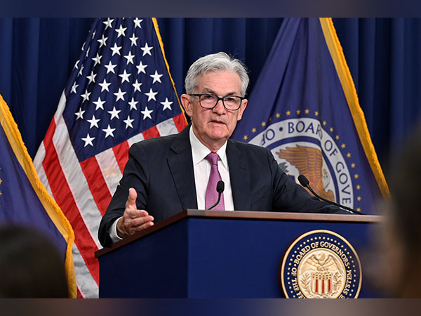 US Fed raises interest rates by 75 basis points, hints another "large ...