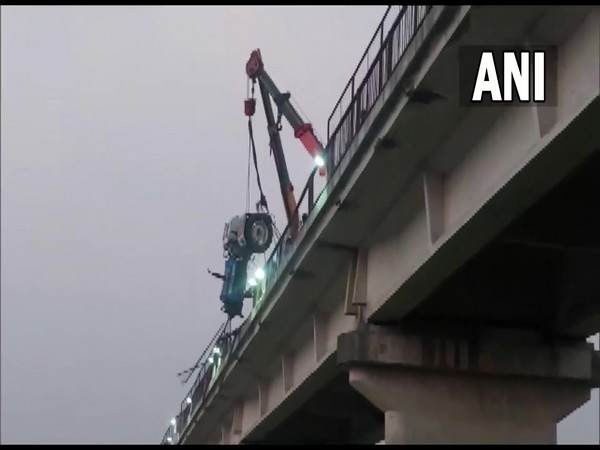 One dies after tractor-trolley falls in Garra river in UP's Hardoi