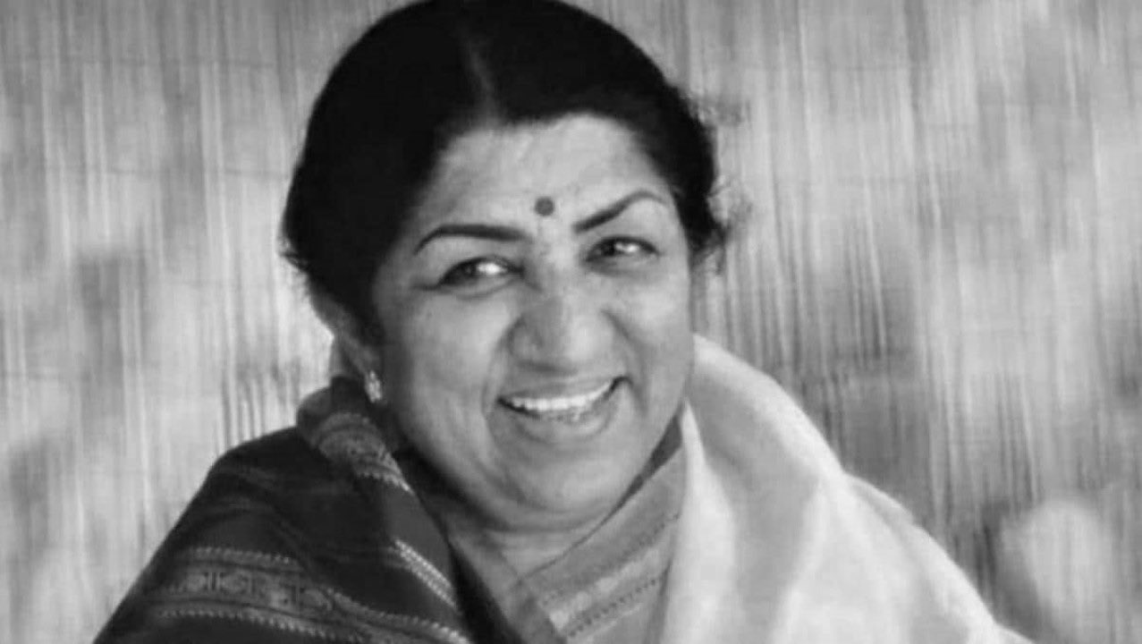 Remembering Lata Mangeshkar on birth anniversary: Vintage pictures of ...