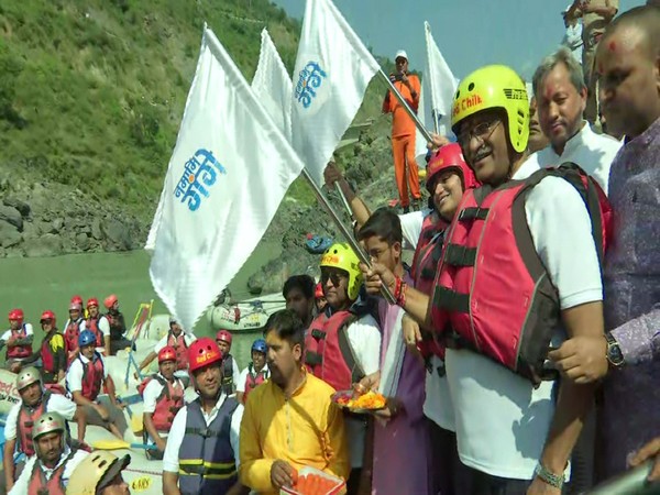 U'khand: Jal Shakti Minister flags off rafting expedition to raise ...