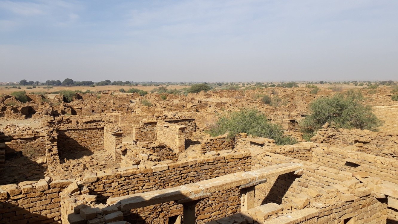 Grappled by the 'Bhool Bhulaiyaa 2' spook? Here are some haunted places ...