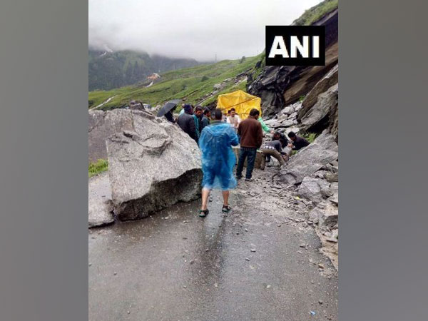 Himachal Pradesh: Manali-Leh route on National Highway-3 closed after landslide
