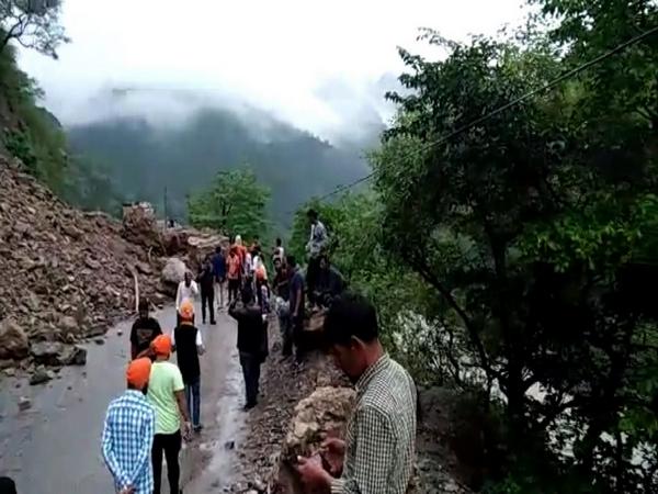 Uttarakhand: Rishikesh-Badrinath highway blocked after landslide