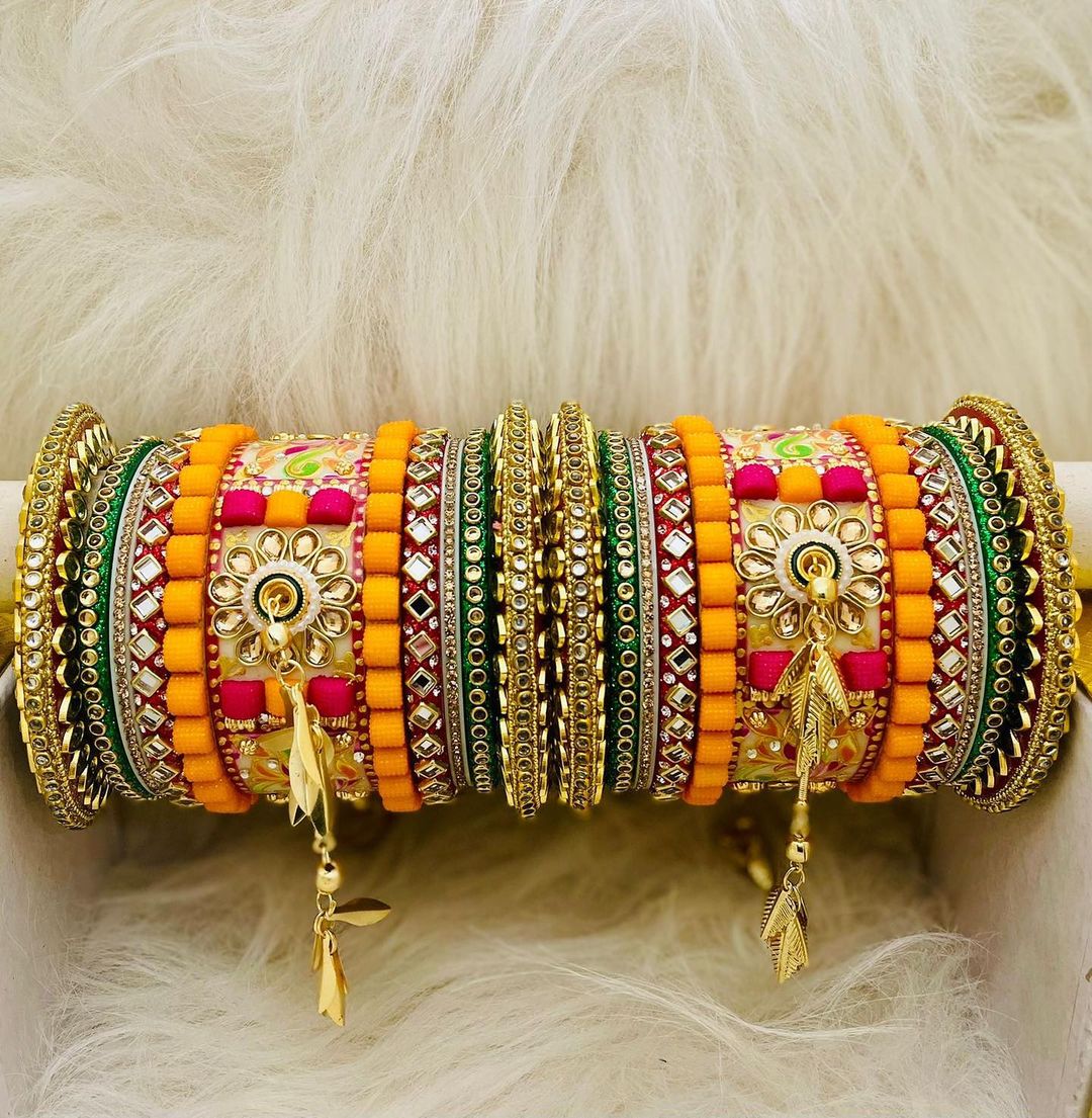 Notch up your bridal attire with these 5 Chooda designs