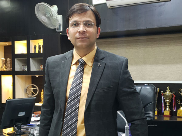 Niranjan Mahawar, Founder of Taxway Group, wins "Entrepreneur of the ...