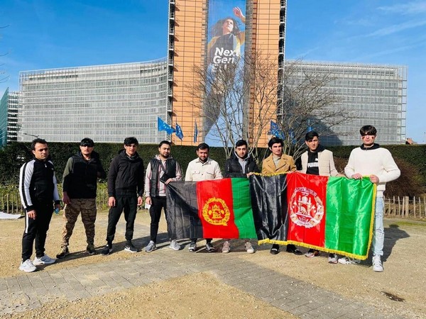 PTM activists in Belgium stage protest against Pakistani soldiers ...