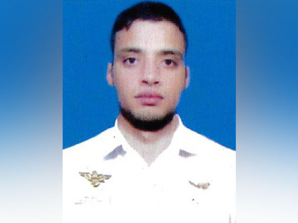 Marine Commando Amit Singh Rana gets Shaurya Chakra, five other Navy ...