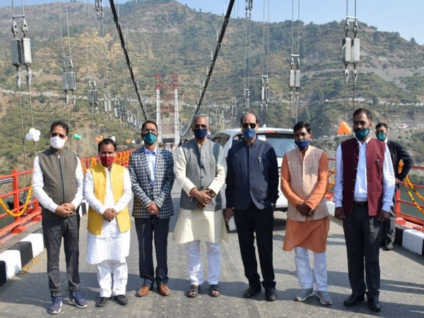 U'khand CM inaugurates Dobra-Chanthi suspension bridge in Tehri-Garhwal