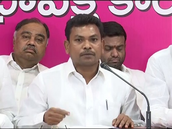 12 Congress MLAs collectively decided to merge into TRS: Rega Kantha Rao