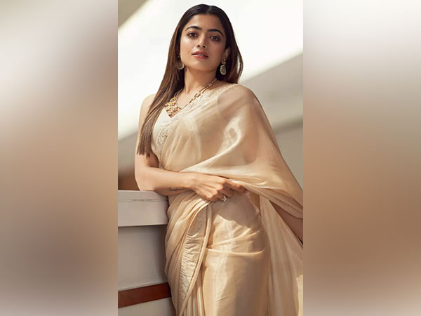 Rashmika Mandanna expresses gratitude as 'Saami Saami' becomes a mass ...