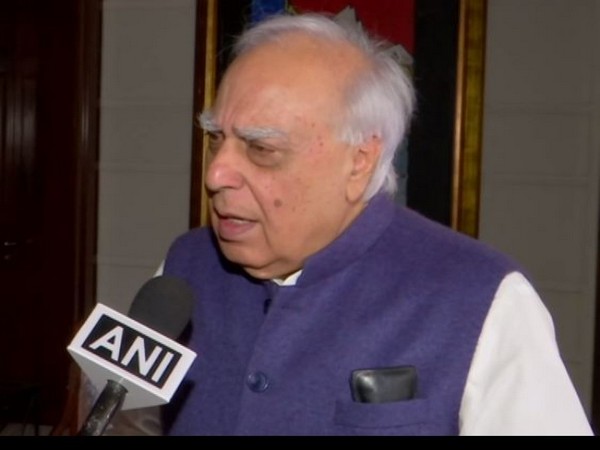 Sibal terms Telangana encounter as 'bloodlust vs due process'
