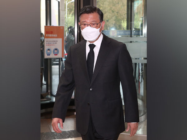 Prosecutor's Office to issue an arrest warrant for Park Sam-gu ...