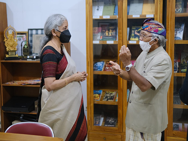 Bali: Sitharaman meets Indonesian artist known for his works on ...