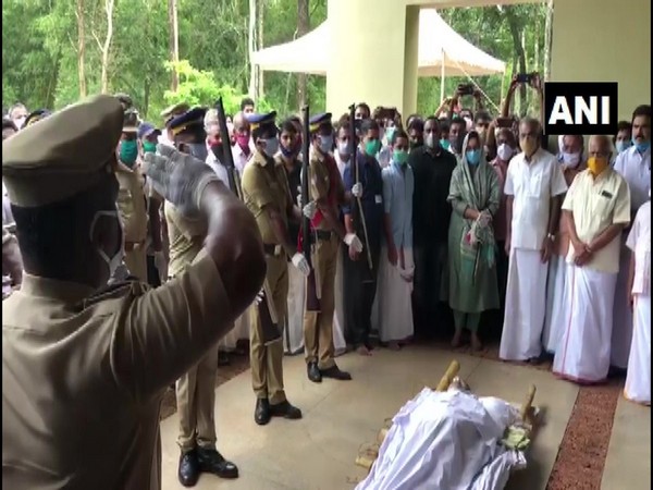 Rajya Sabha MP Veerendra Kumar cremated with full state honours in Wayanad