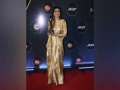 Karishma Tanna expresses happiness over honour at Dadasaheb Phalke ...