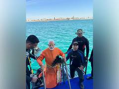 "Divine experience...": PM Modi shares pics of himself underwater in ...