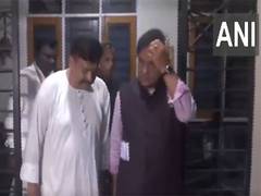 Assam CM meets BJP leader Arun Oraon in Ranchi