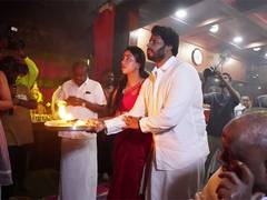 Karnataka: Revathi Kumaraswamy campaigns for husband Nikhil in ...