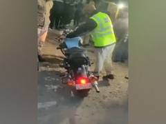 Delhi: 35 bikers booked under operation 'Bullet Raja' for using ...