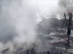 Delhi: Fire breaks out at slipper and shoe-cutting waste godown in Zakhira