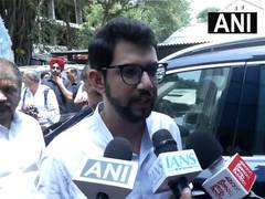 "Reel Mantri": Aaditya Thackeray comes down heavily on Railway Minister ...