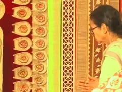 WB: CM Mamata Banerjee offers prayers at Kolkata's Kalighat Kali Temple