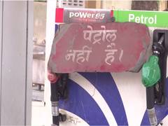Raipur sees rush at petrol pumps; long queues, crowd amid panic buying