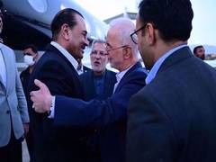 Pakistan CDF Asim Munir arrives in Iran amid race for peace