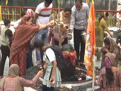 Devotees offer prayers at historic Martand Sun Temple in J-K's Anantnag ...