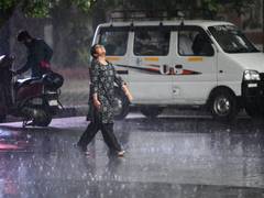 Assam: IMD predicts heavy rainfall in Guwahati, people advised to stay ...
