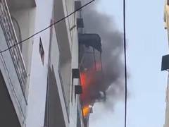 Delhi: Massive fire breaks out at a PG accommodation in Subzi Mandi area