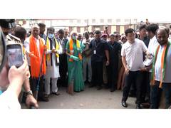 Bengaluru: Finance Minister Nirmala Sitharaman participates in Swachh ...