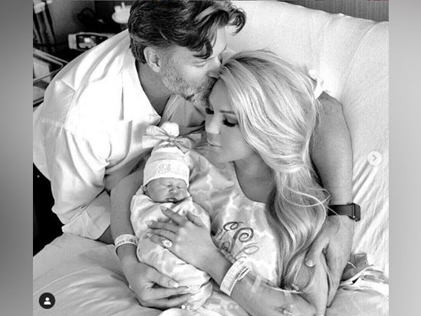 Gretchen Rossi shares adorable pictures of newborn daughter Skylar