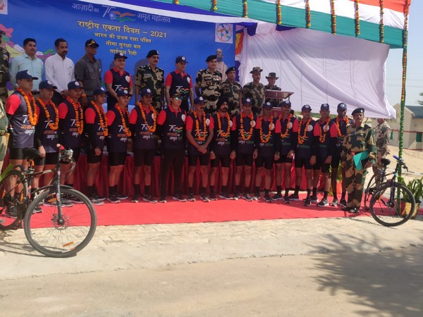 Azadi ka Amrit Mahotsav: BSF Gujarat organises cycle rally