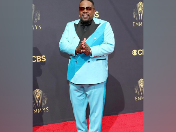 Emmys 2021: Cedric the Entertainer takes a dig at Nicki Minaj for her ...