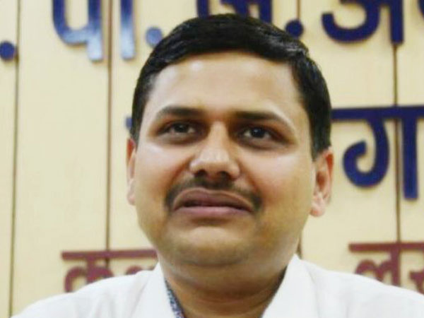 Only people in 'decent clothes' will be allowed inside Imambara: Lucknow DM