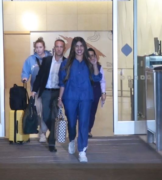 ‘desi Girl Priyanka Chopra Returns To India After 3 Years