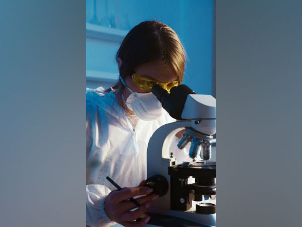 Scientists develop new method for fluorescence microscopy