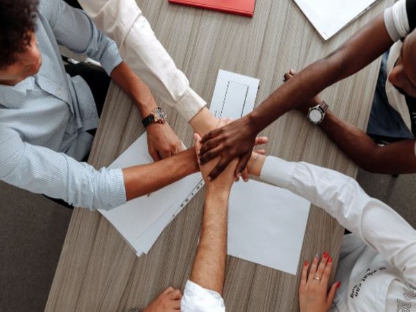 Working in a hybrid environment? Here's how to deepen relationships ...